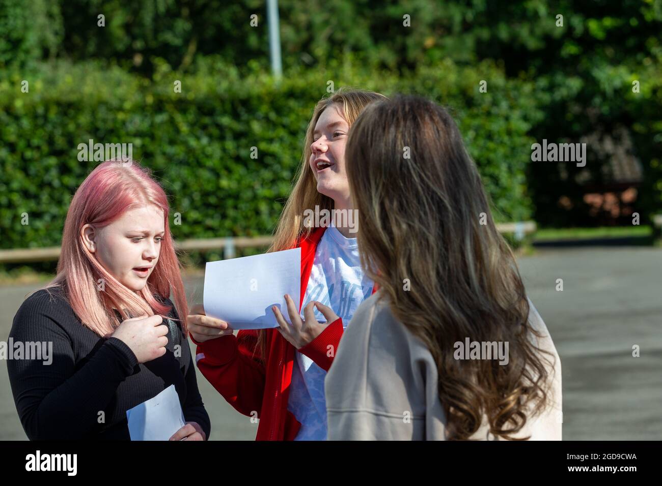 Gcse pupils 2021 hi-res stock photography and images - Alamy