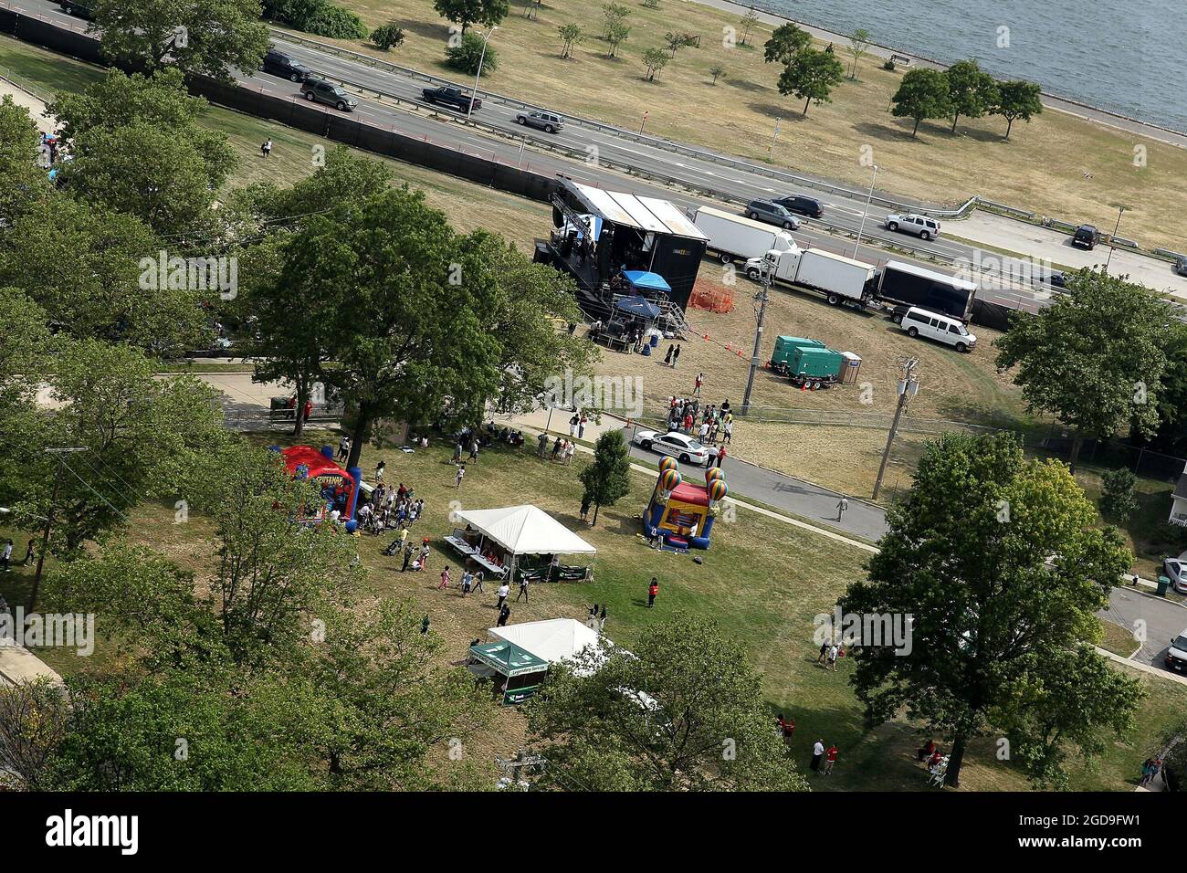 Brooklyn, NY, USA. 2 July, 2011. Atmosphere at the Fort Hamilton ...