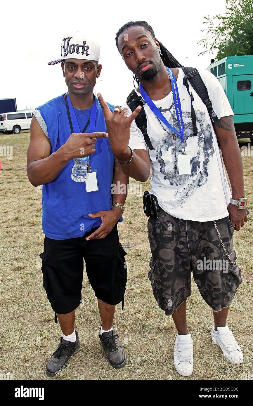 Ying Yang Twins Hand Deformed