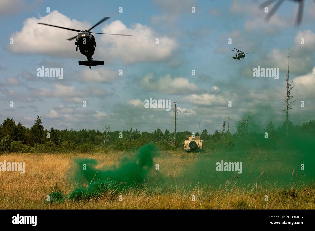 Marines with Combat Logistics Battalion 451, 4th Marine Logistics Group ...