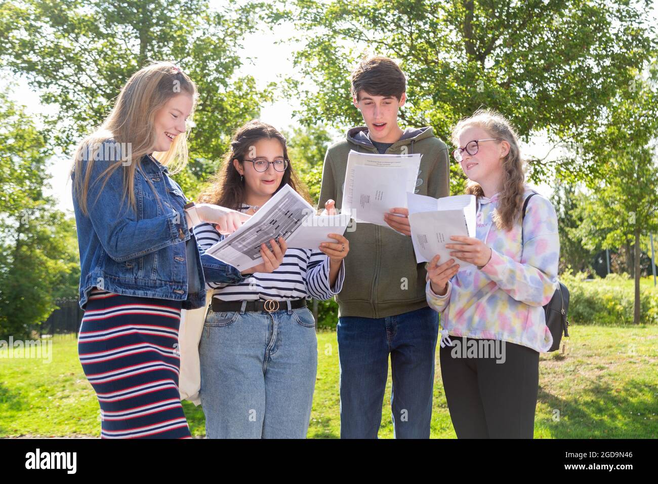 Gcse results 2021 hi-res stock photography and images - Alamy