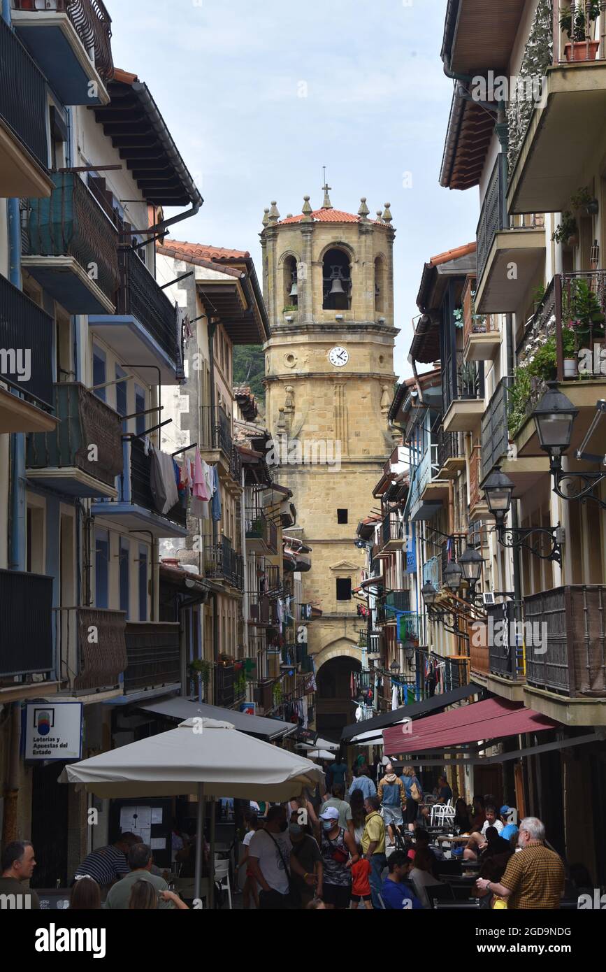 Getaria, Spain - 25 July 2021: Tourists and diners on Kale Nagusia ...