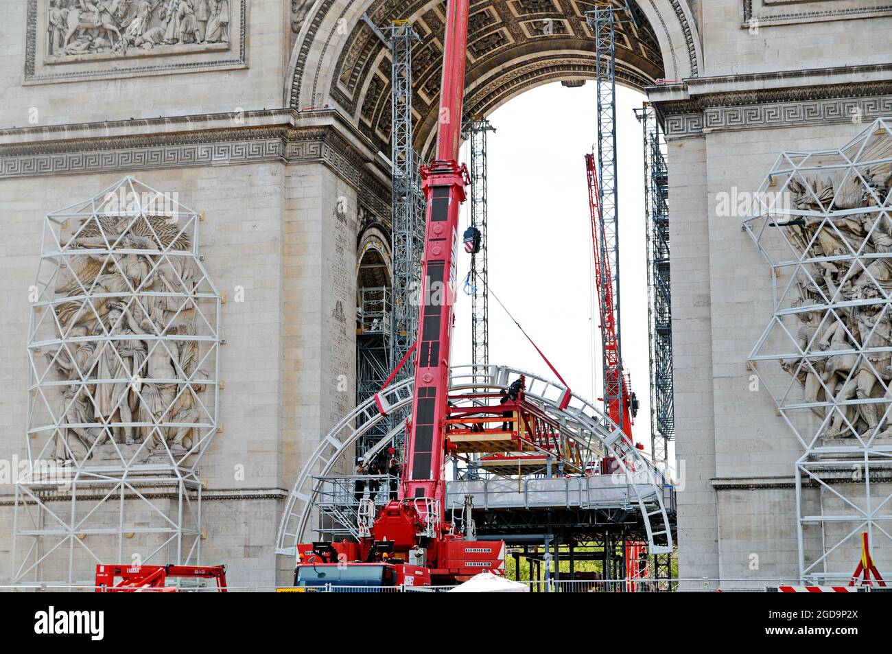 Arc de Triomphe being prepared before the wrapping of the monument, as ...