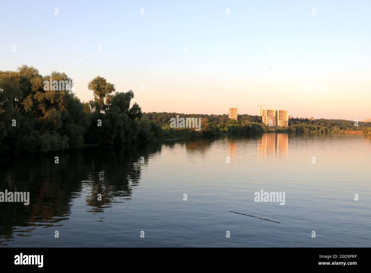 Riverbank oka hi-res stock photography and images - Alamy