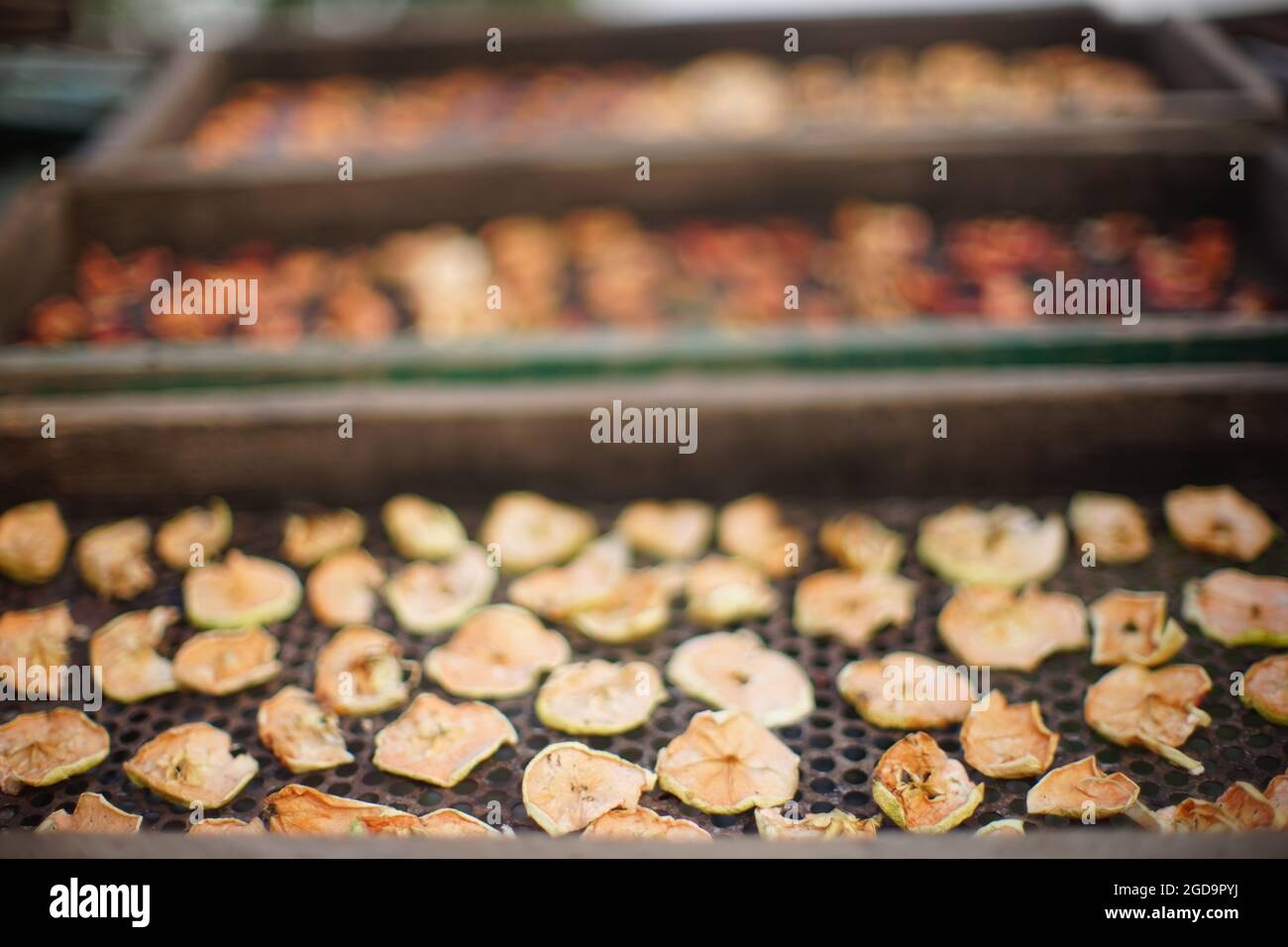 Fruit pallets hi-res stock photography and images - Alamy