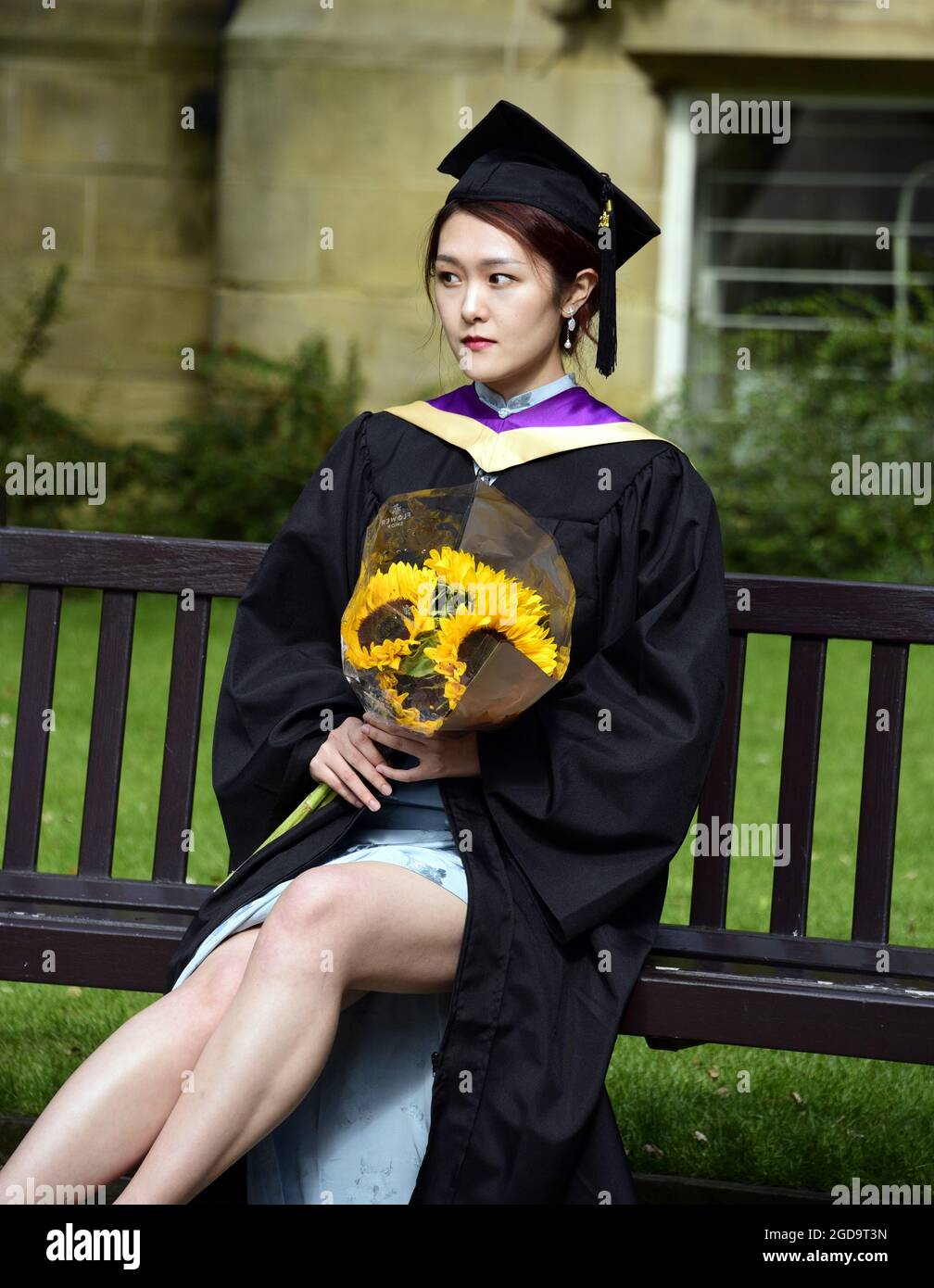 Manchester university graduation hi-res stock photography and images - Alamy