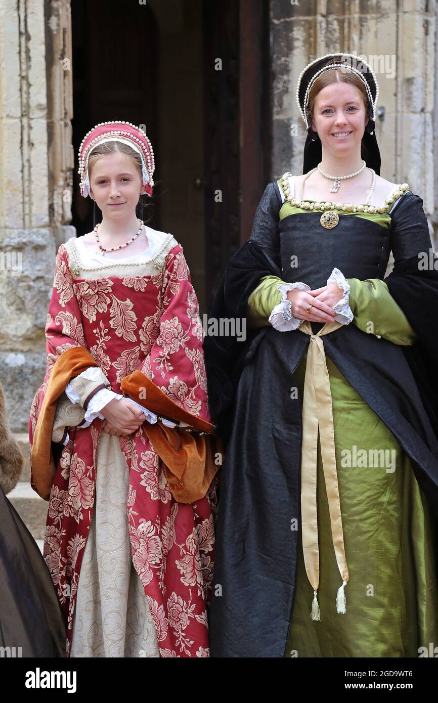 Elizabeth and Anne Boleyn. Past-Times Living History present 'An ...