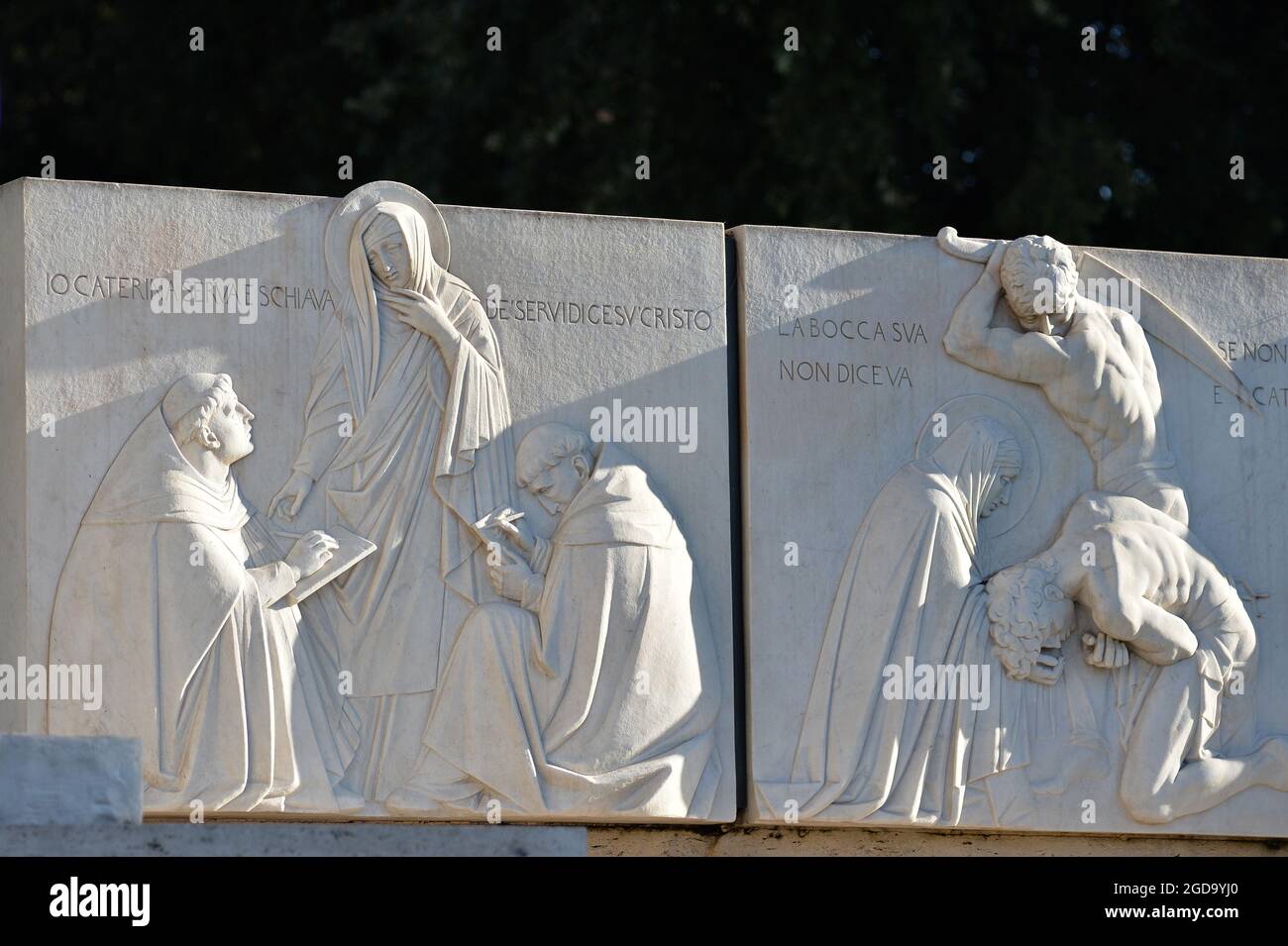 Cathrina Statue of a Saint Rome Italy Stock Photo - Alamy