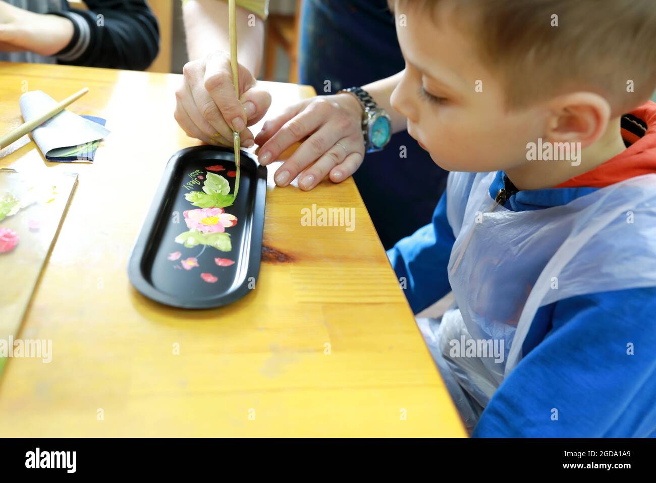 Paint tray paint trays hi-res stock photography and images - Alamy