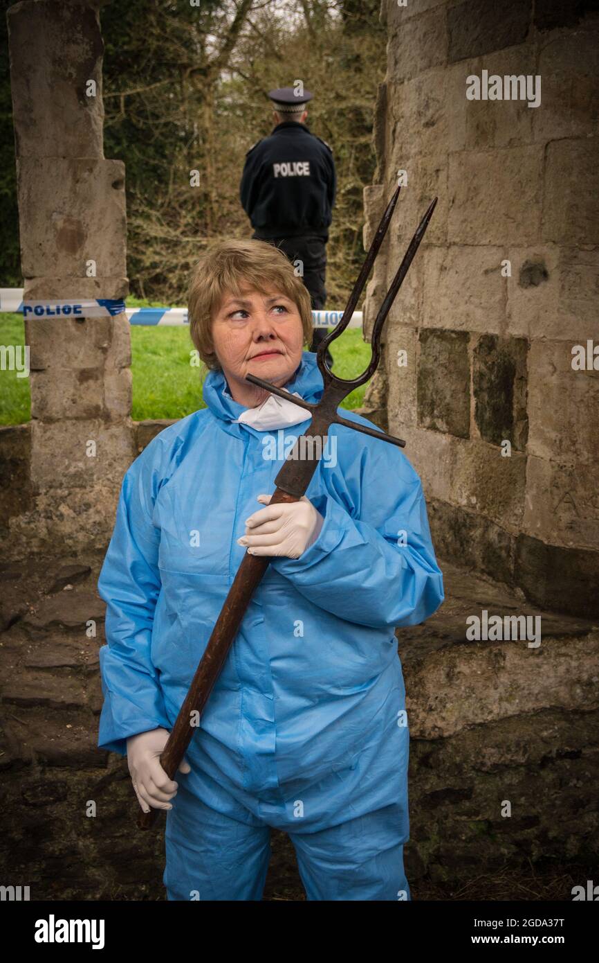 MIDSOMER MURDER XX Ep.1 The Ghost of Causton Abbey, Fleur Perkins, the ...