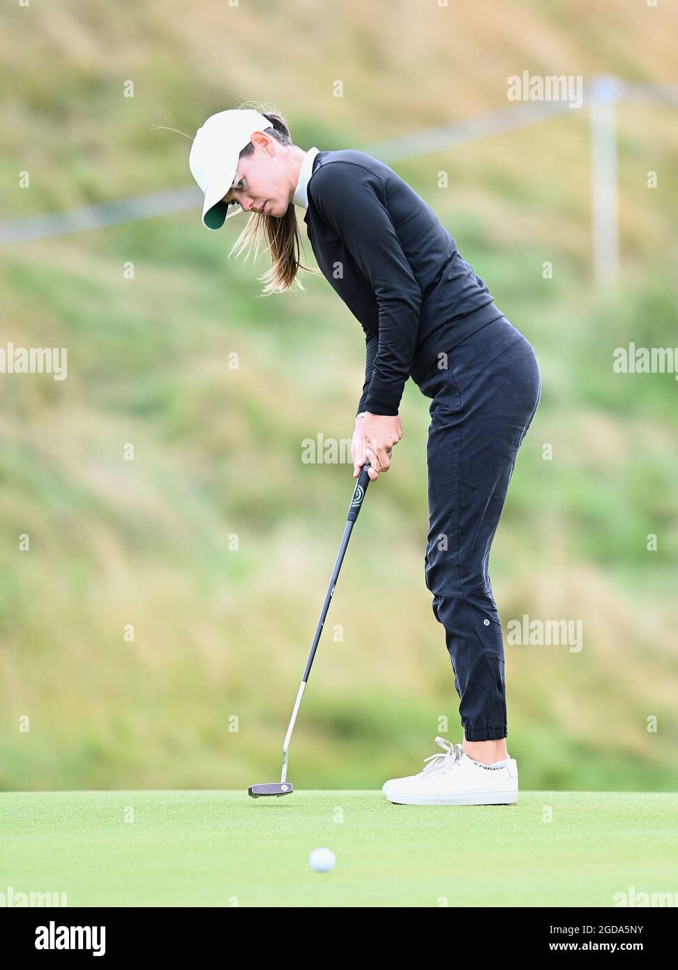 Sarah schmelzel hi-res stock photography and images - Alamy Sarah schmelzel hi-res stock photography and images - Alamy