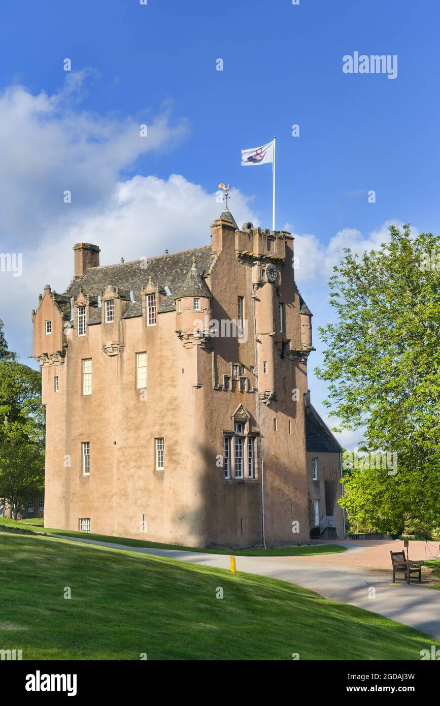 Crathes Castle Royal Deeside, Evening light, Banchory, Aberdeenshire ...