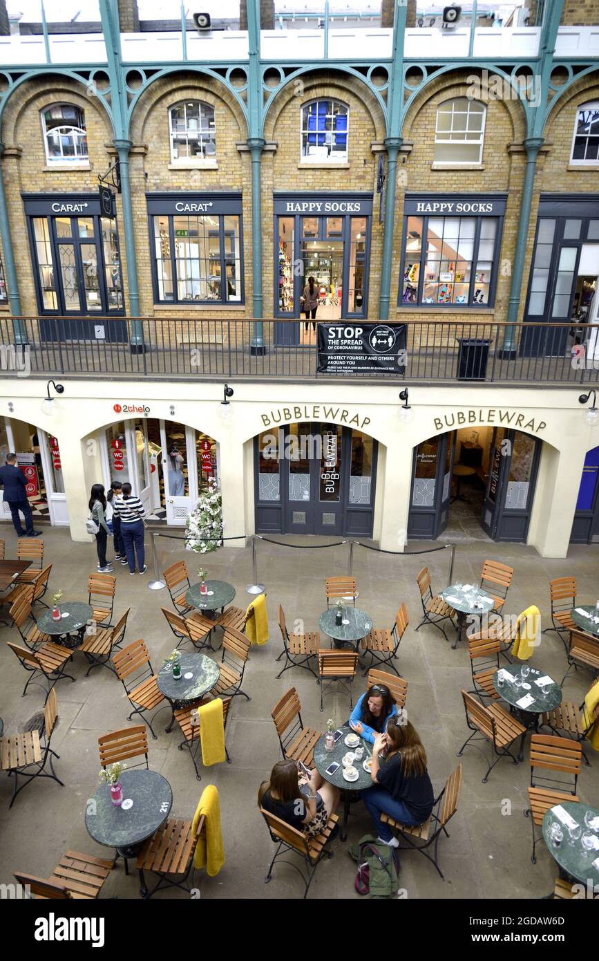 London, England, UK. Covent Garden covered market Stock Photo - Alamy