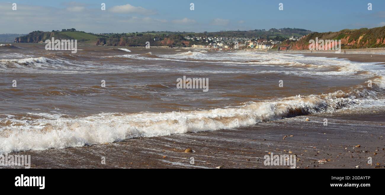 Waves breaking on the beach at Dawlish, South Devon Stock Photo - Alamy