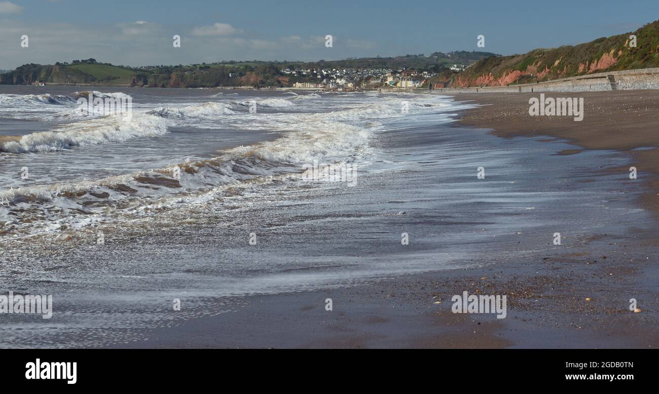 Waves breaking on the beach at Dawlish, South Devon Stock Photo - Alamy