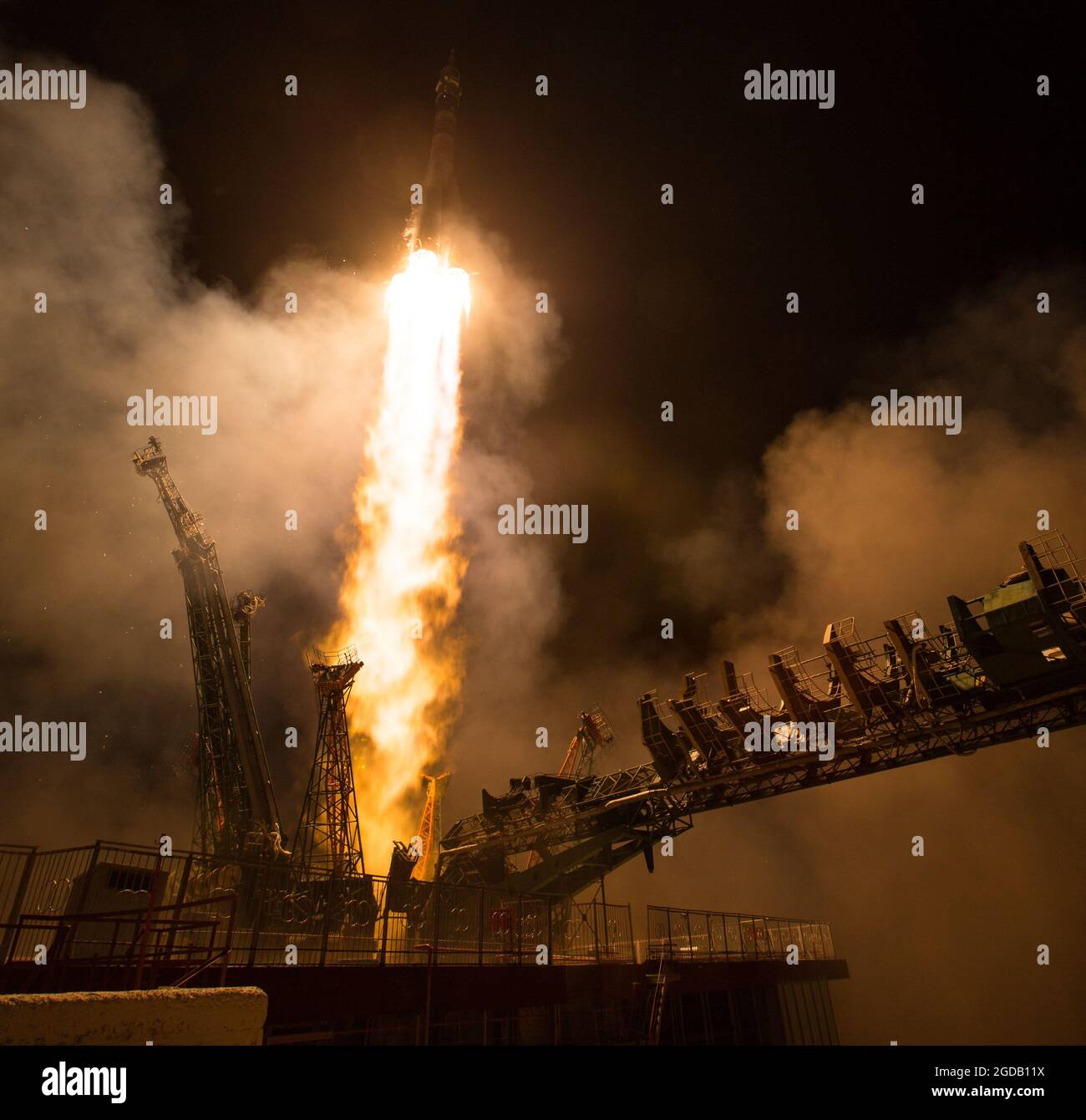 Soyuz rocket hi-res stock photography and images - Alamy