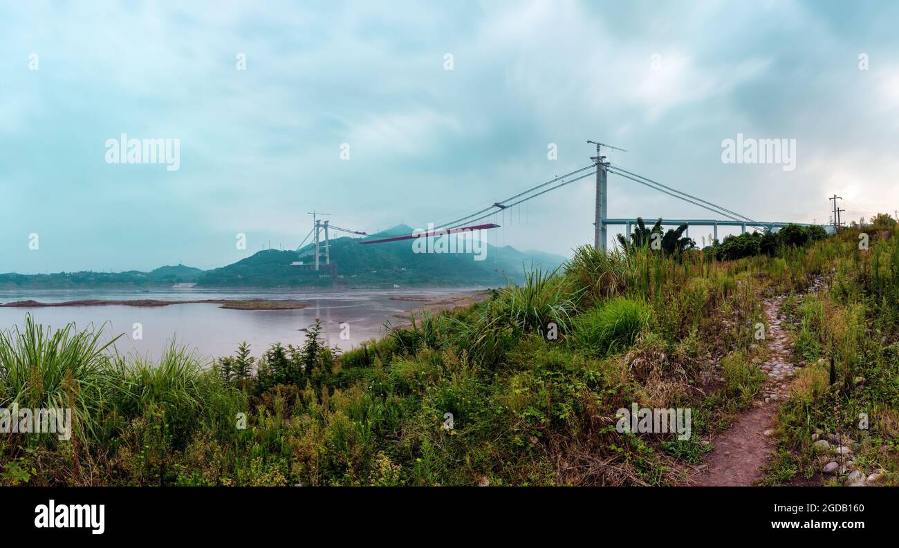Construction of the Yaoxi Yangtze River Bridge on Chongqing's Hopijin ...