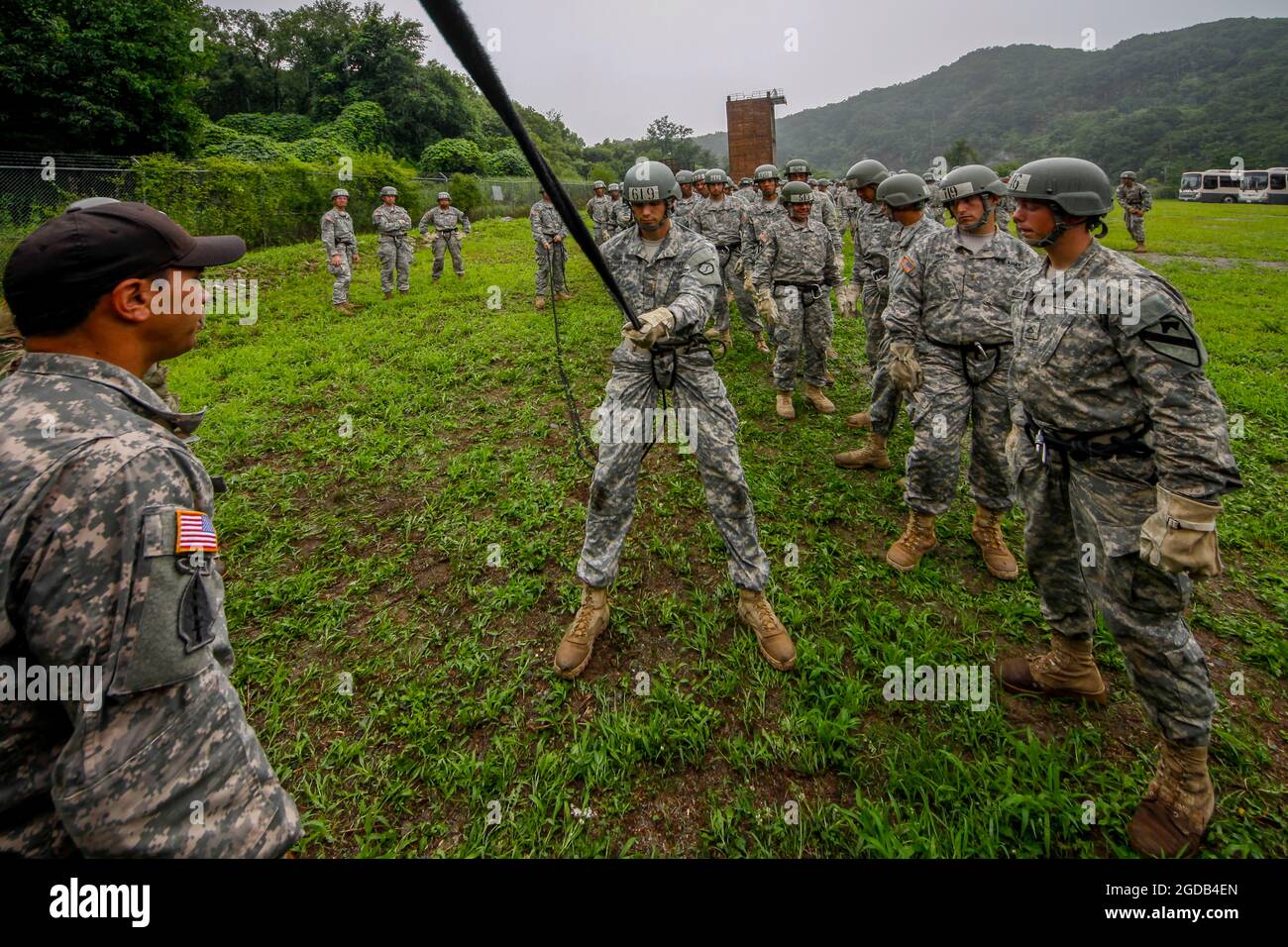Rappel tower army hi-res stock photography and images - Alamy