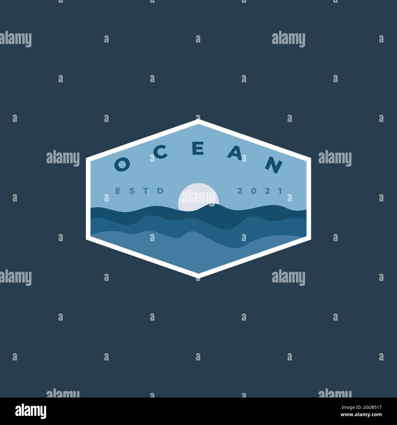 Sea logo design hi-res stock photography and images - Alamy