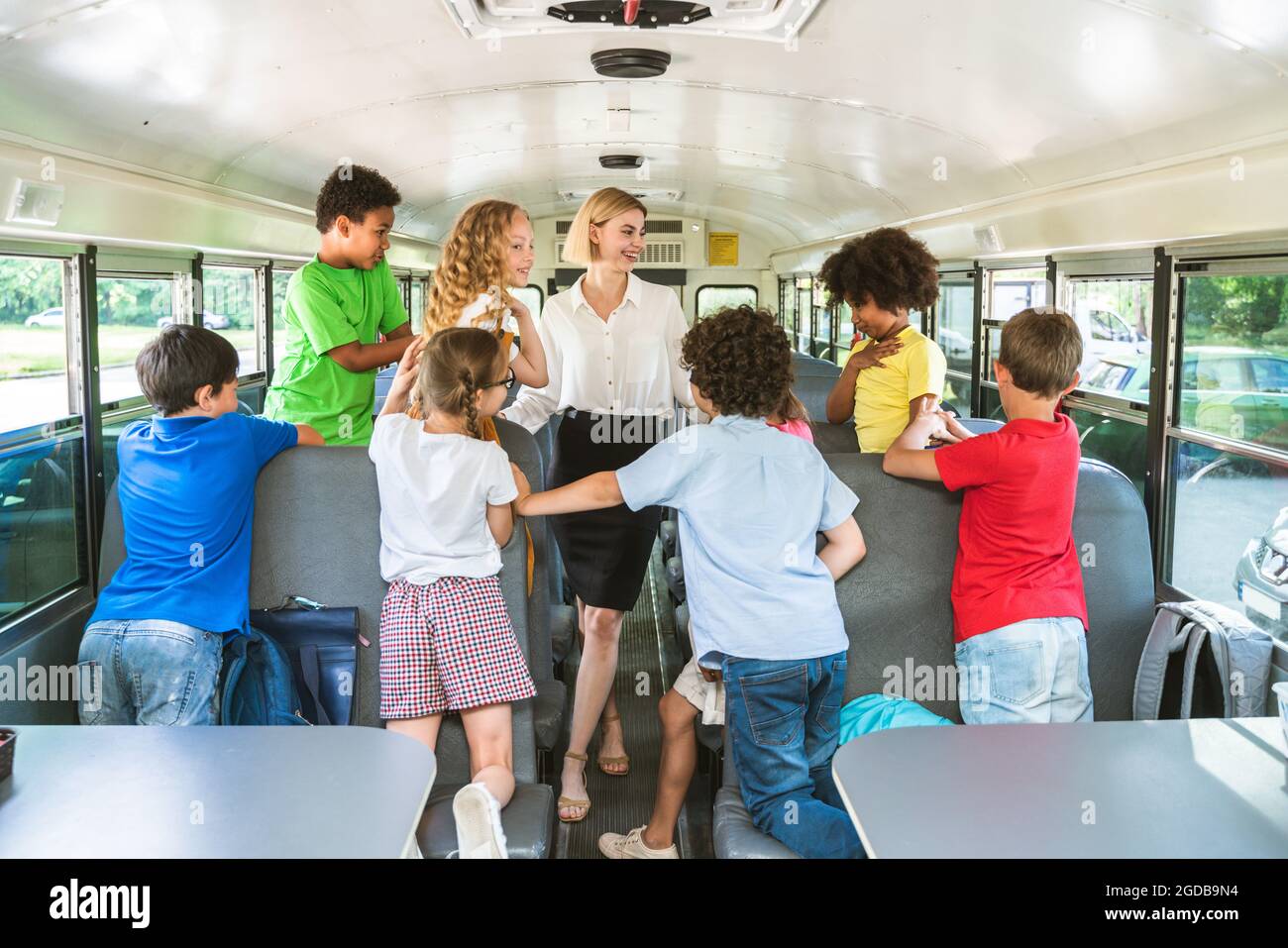 School excursion teens teacher hi-res stock photography and images - Alamy
