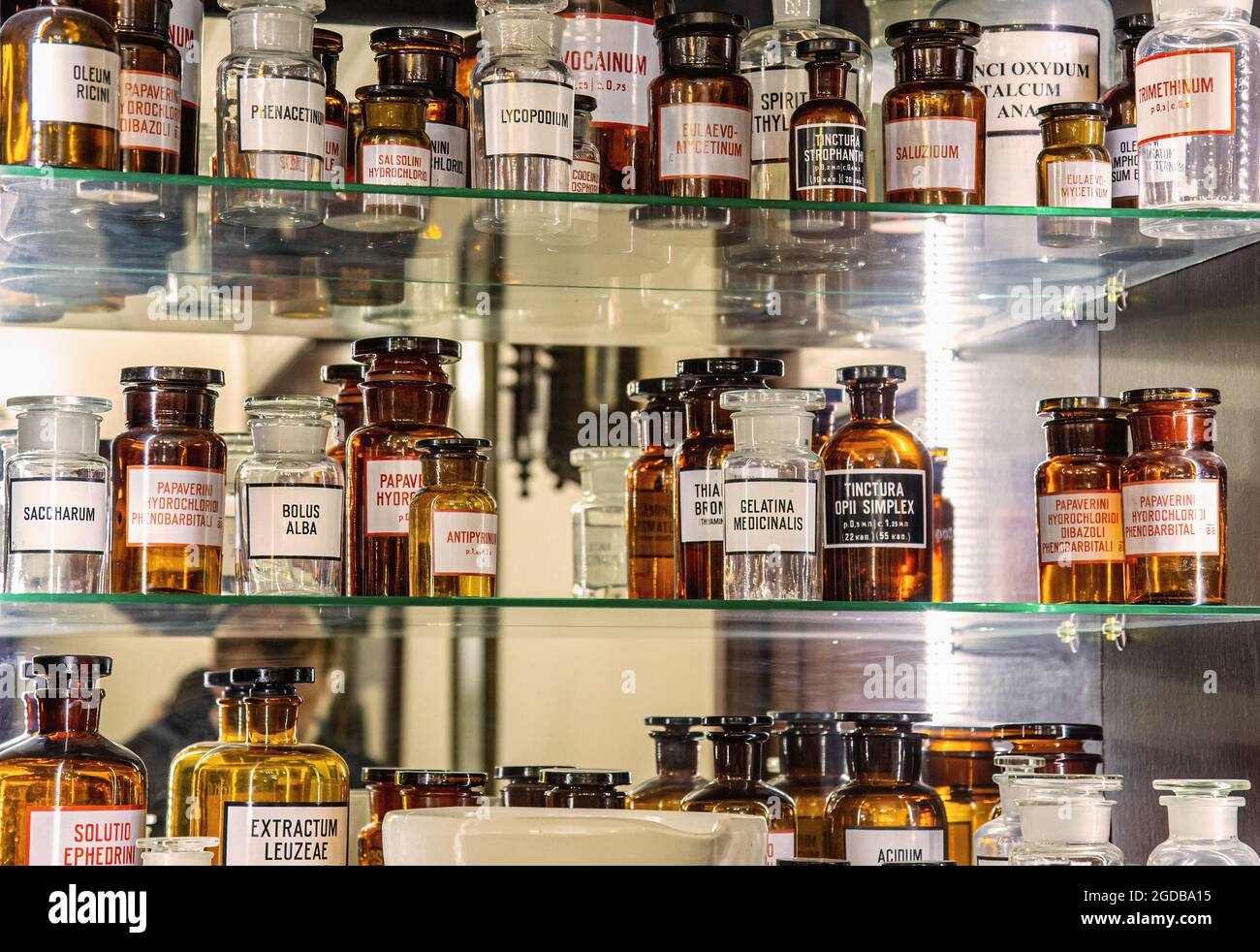 Old pharmacy ancient laboratory drugs hi-res stock photography and ...