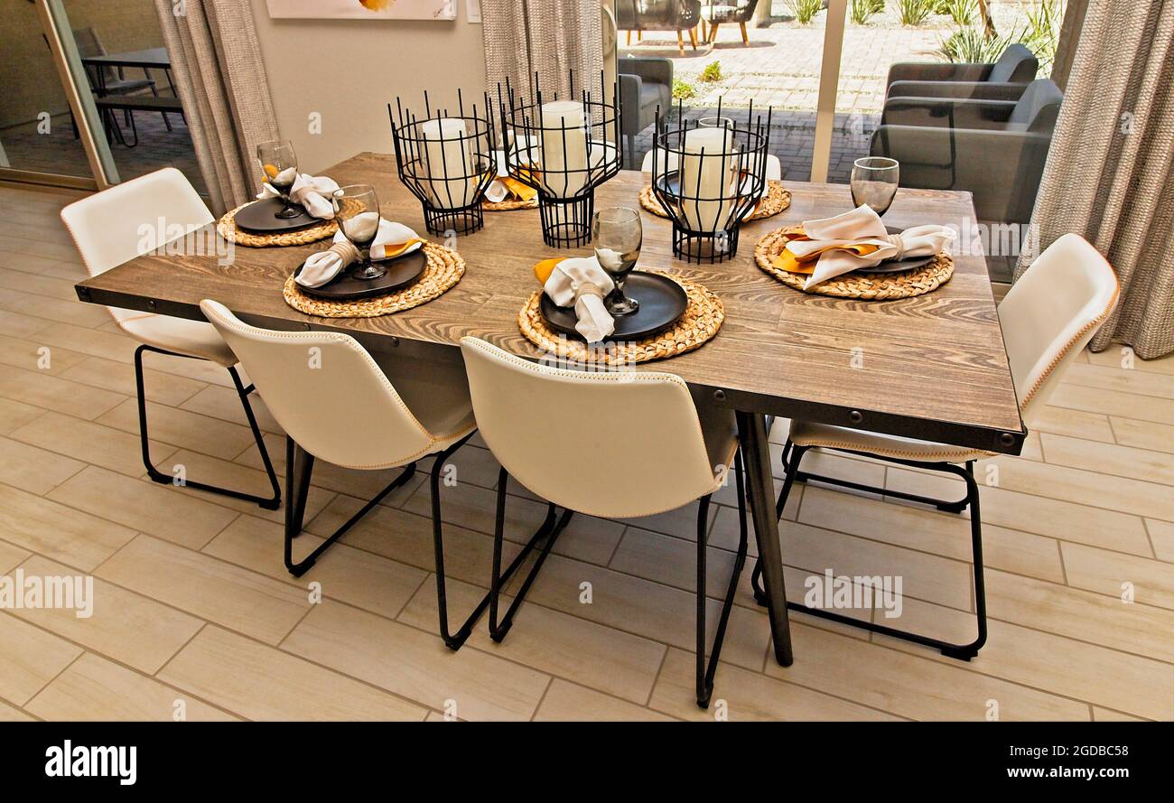 Dining Area Table With Placemants And Place Settings Stock Photo - Alamy