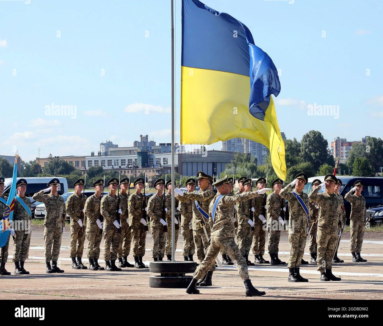 KYIV, UKRAINE - AUGUST 12, 2021 - Servicemen practise the flag-hoisting ...