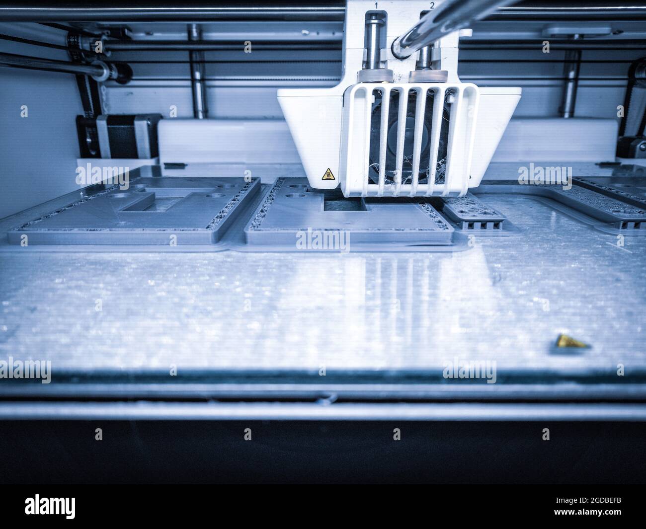 3D printer, printing with plastic wire filament in additive ...