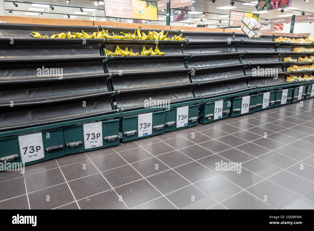 Tesco fruit and vegetables 2021 hi-res stock photography and images - Alamy