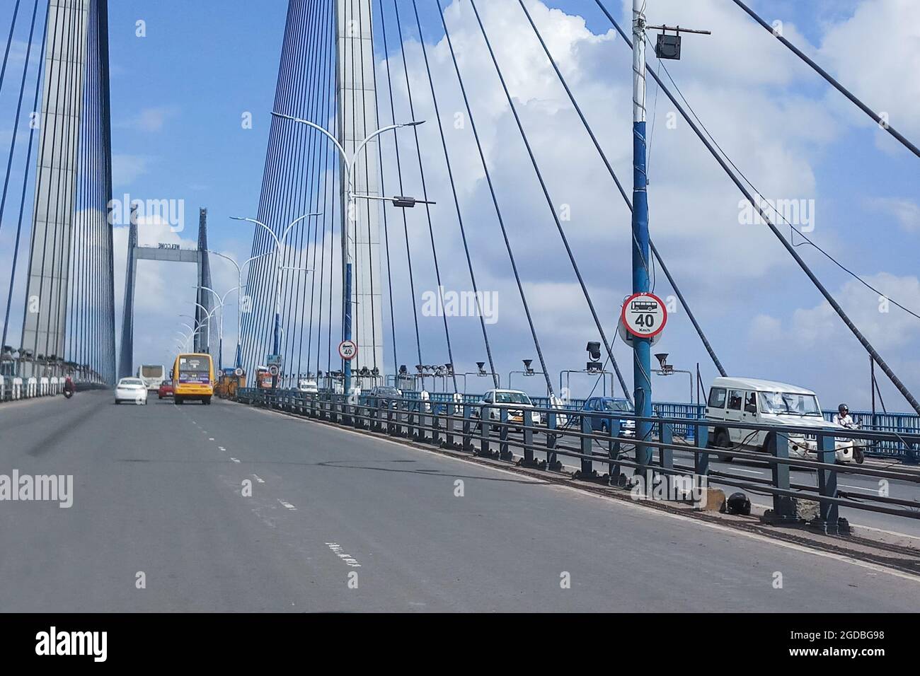 HOWRAH, WEST BENGAL , INDIA - JULY 8TH 2018 : Vidyasagar Setu (Bridge ...