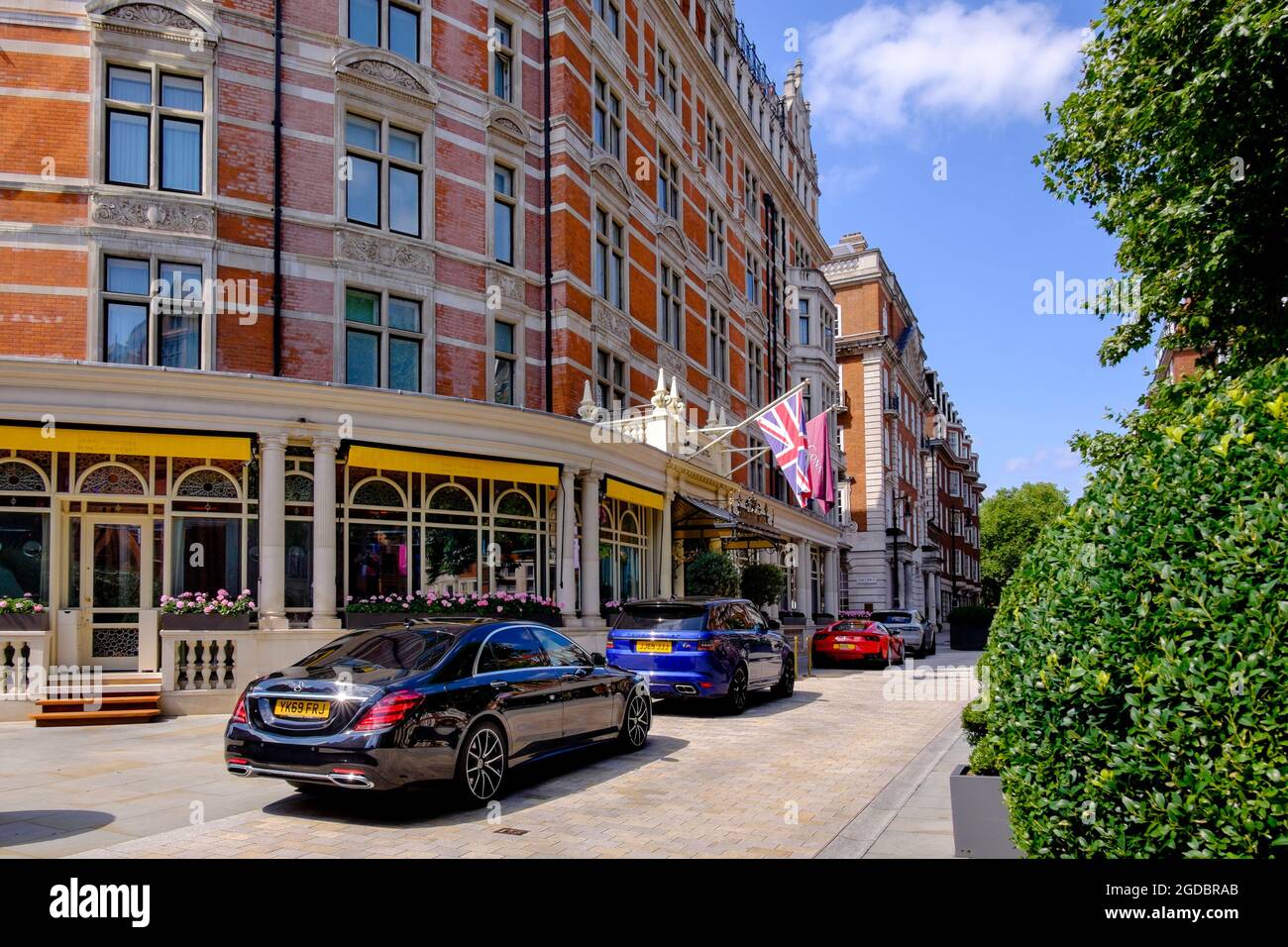 Connaught place london hi-res stock photography and images - Alamy