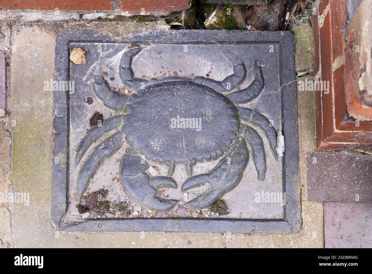 Hull Fish Trail - A tourist trail; this is the Crab sign outside the ...