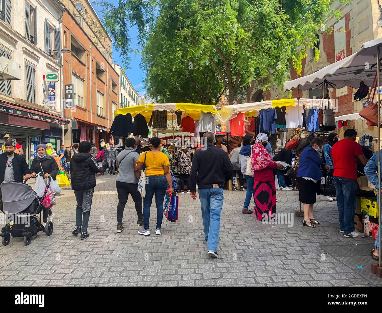 Paris suburbs immigrants hi-res stock photography and images - Alamy