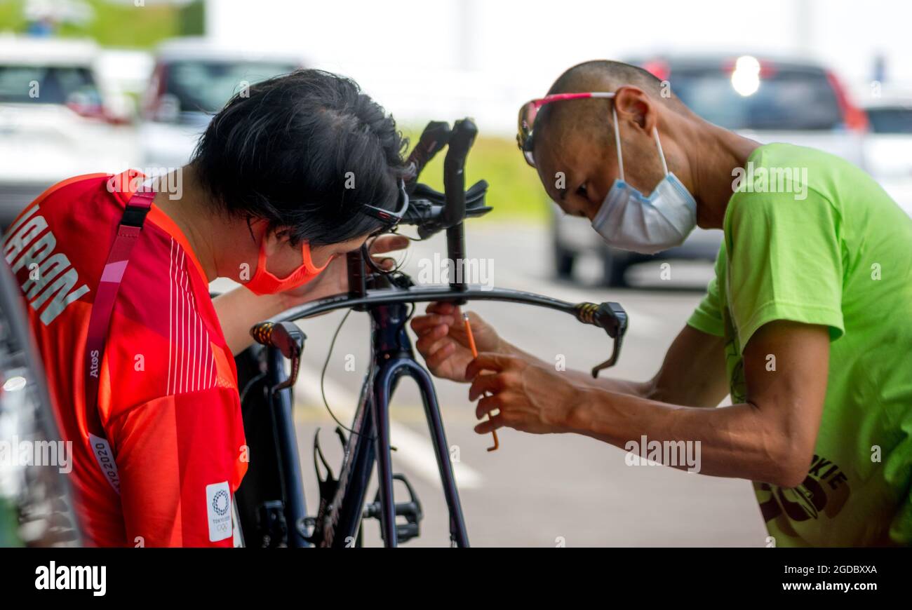 Eri Yonamine's team prepare her bike for the Japanese cycle champion ...