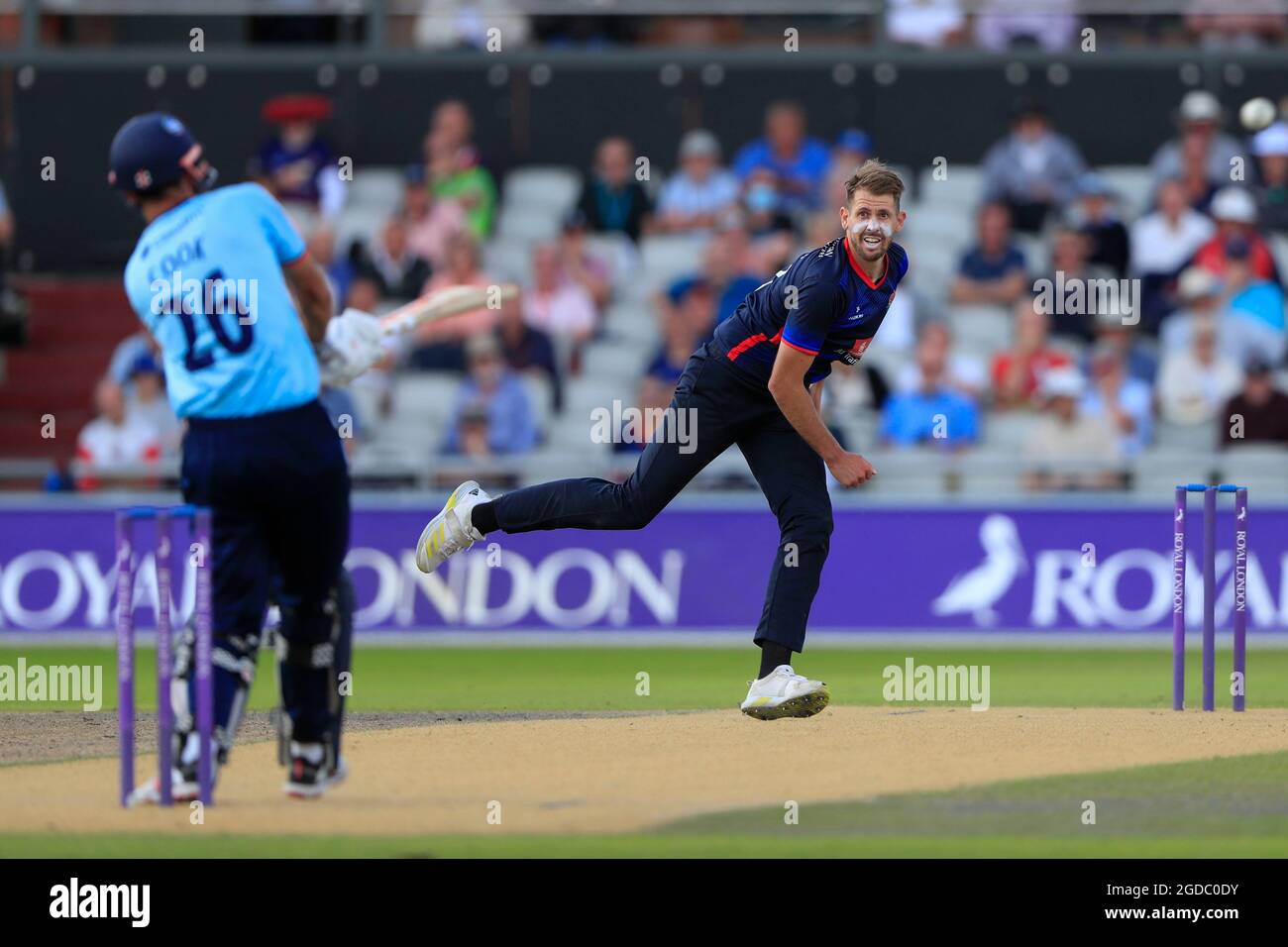 Cricket tom bailey hi-res stock photography and images - Alamy