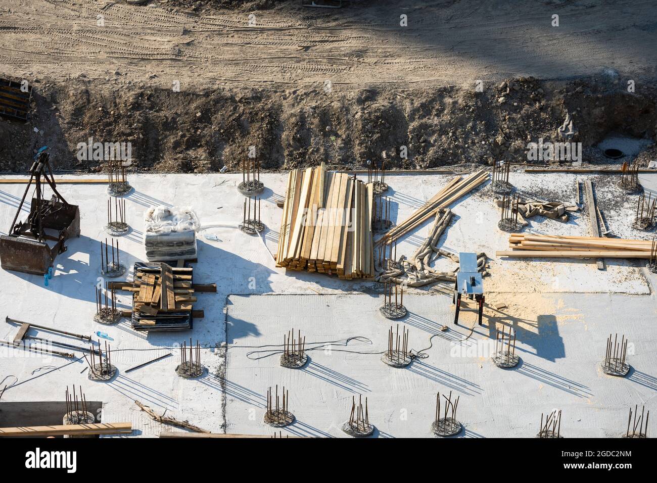 Shuttering concrete steel reinforcement rebar hi-res stock photography ...