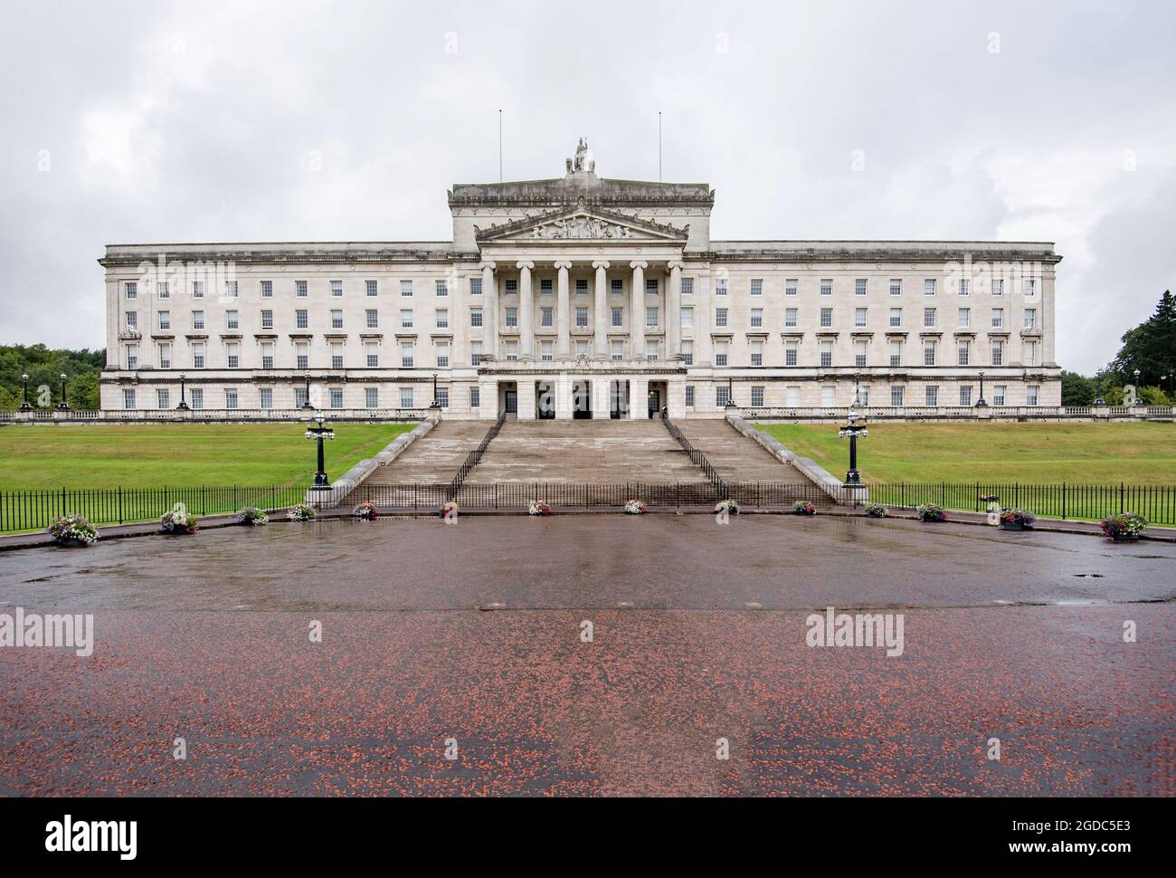 Parliament buildings on stormont hi-res stock photography and images ...