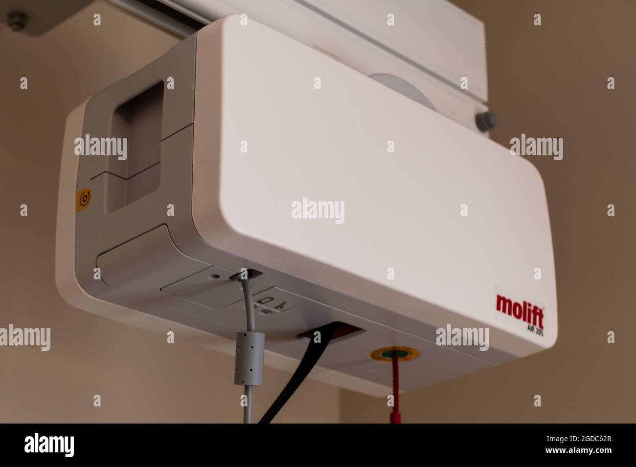 A picture of a roof lift, Molift 205 Stock Photo - Alamy