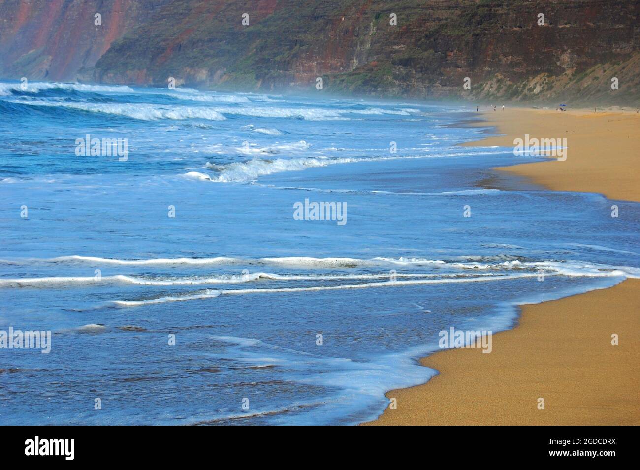 Deceptive soft waves have powerful under tow at Polihale Beach State ...