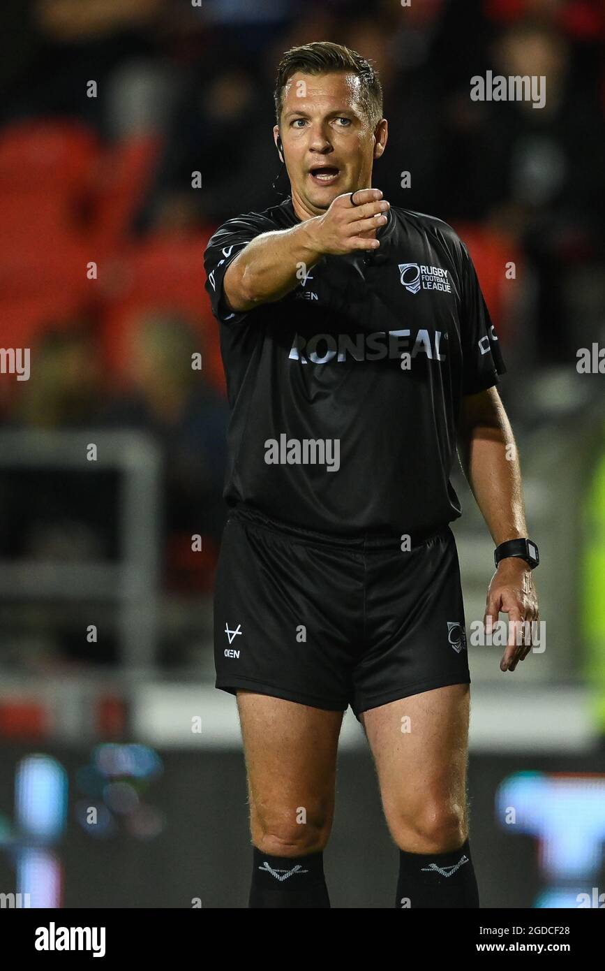 referee Ben Thaler Stock Photo - Alamy