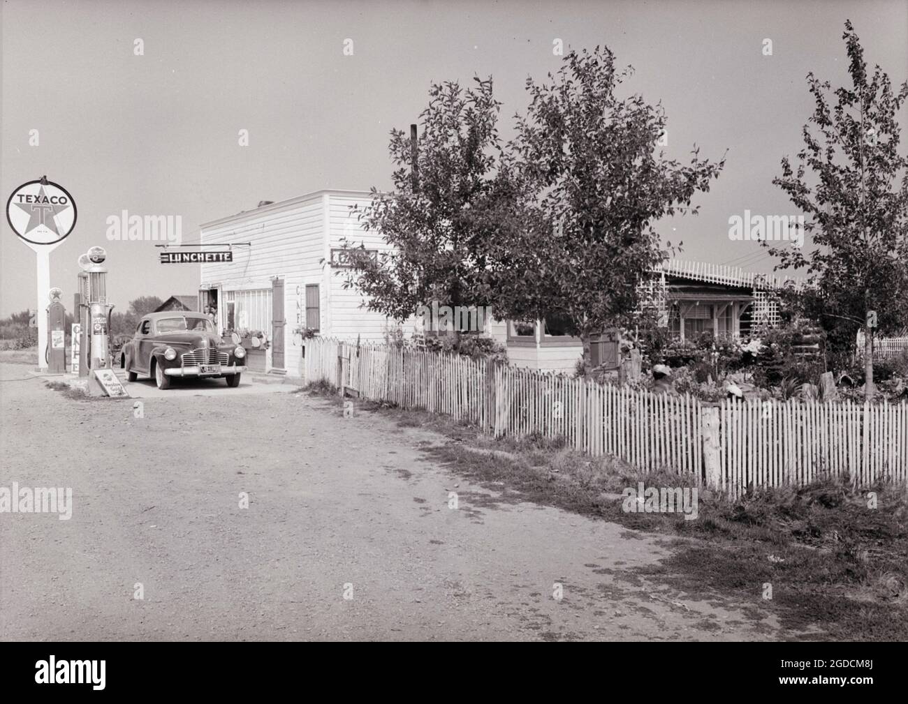 Gas Station and Luncheonette, Dupuyer, Montana Stock Photo - Alamy