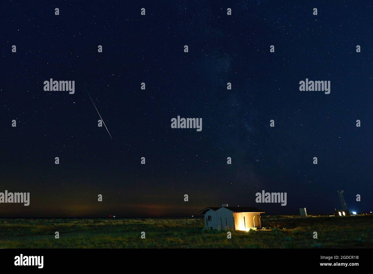 Dungeness, Kent, UK. 12th Aug, 2021. UK Weather: The Perseid meteor ...