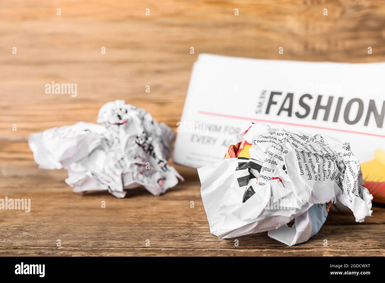 Crumpled sheet of newspaper hi-res stock photography and images - Alamy