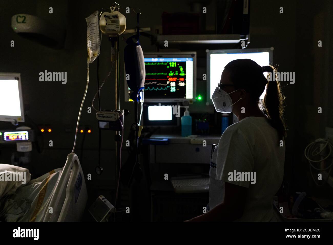 Nurse manager ward hi-res stock photography and images - Alamy