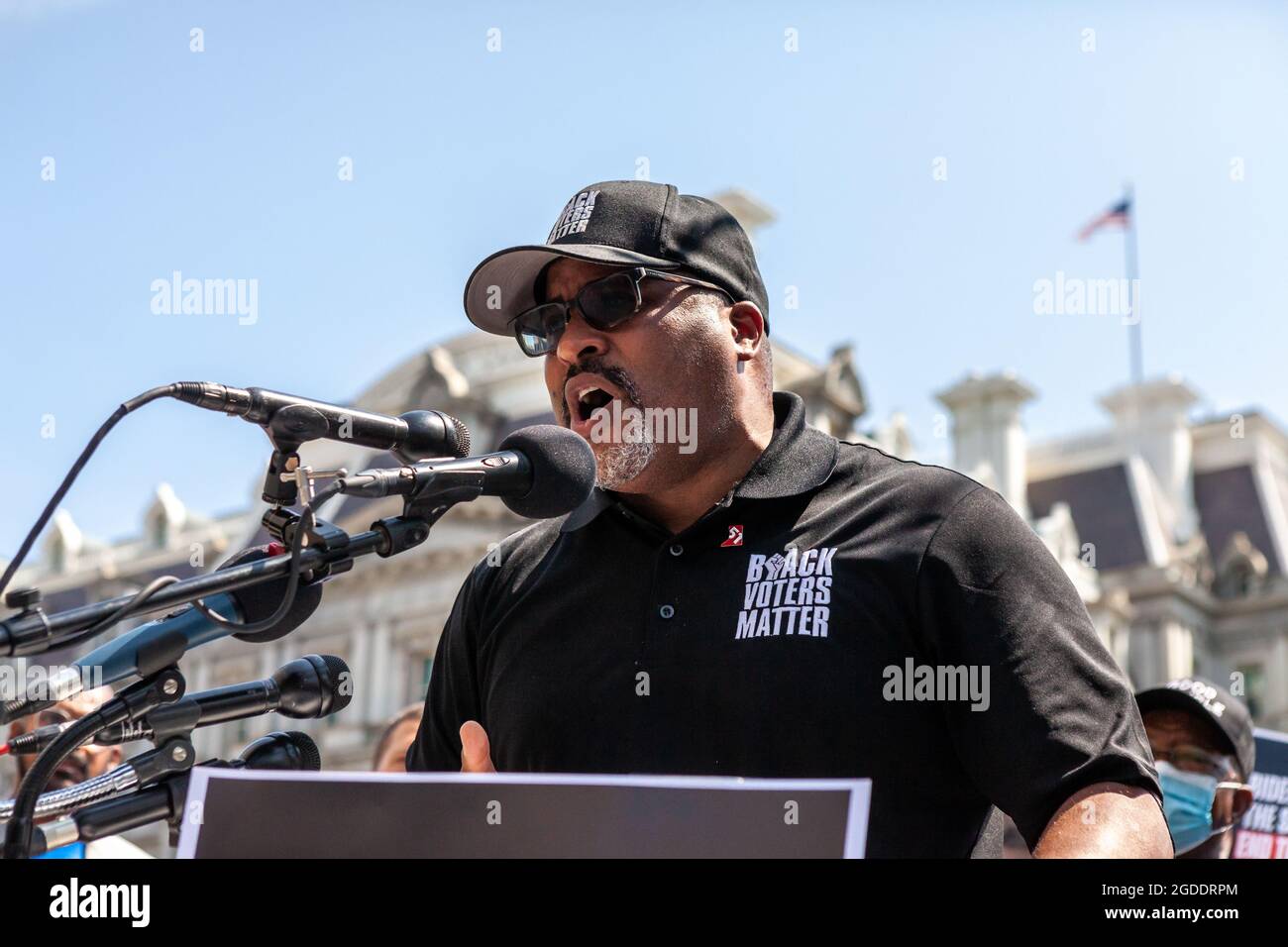 Four step brothers hi-res stock photography and images - Alamy