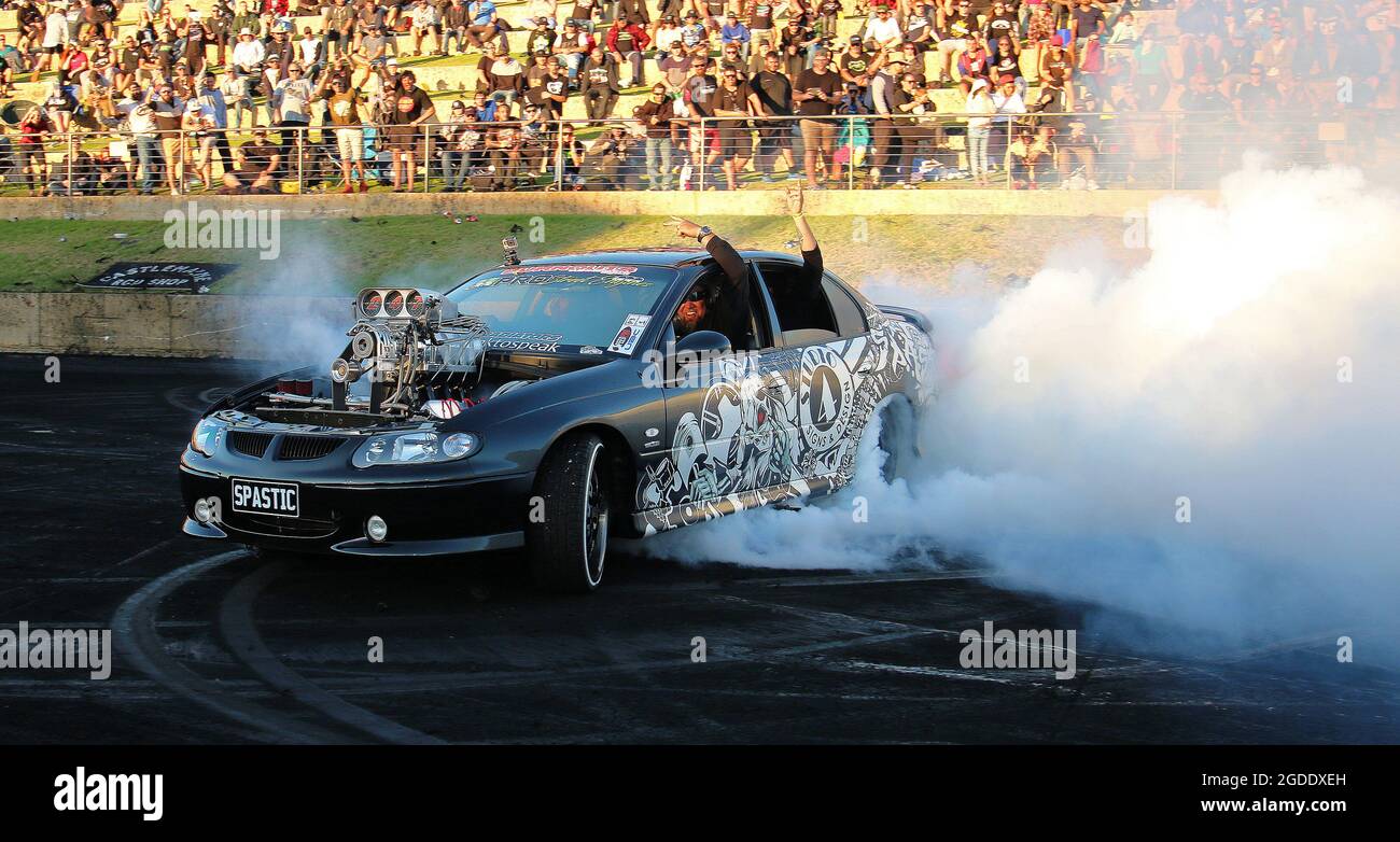 Ultimate Burnout Challenge, Perth Motorplex, Perth, Western Australia ...