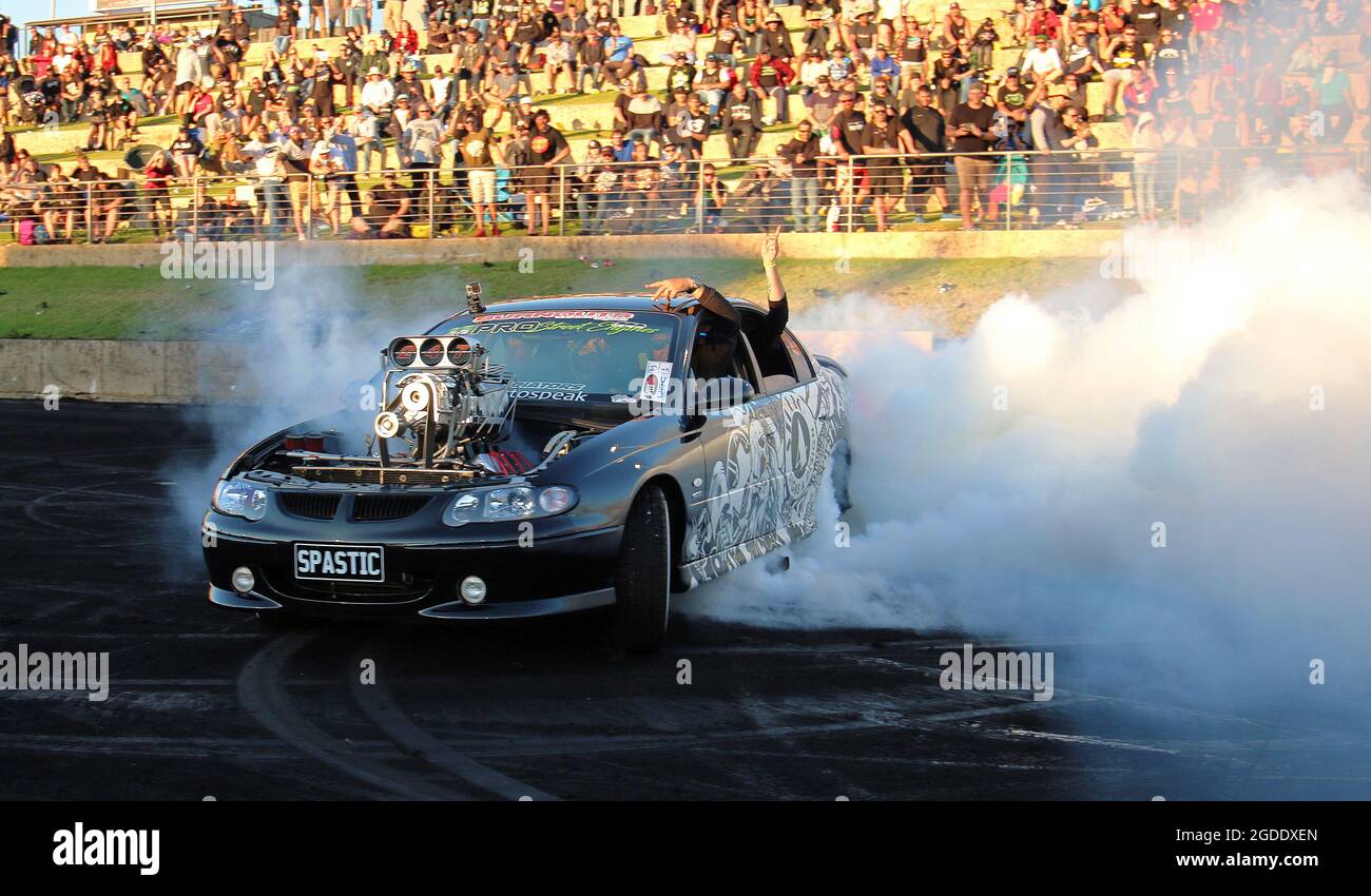 Ultimate Burnout Challenge, Perth Motorplex, Perth, Western Australia ...