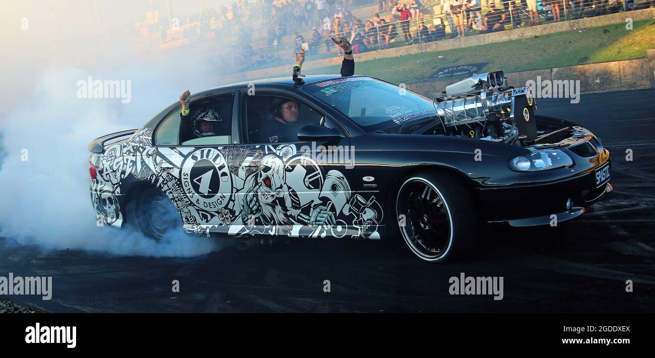 Ultimate Burnout Challenge, Perth Motorplex, Perth, Western Australia ...