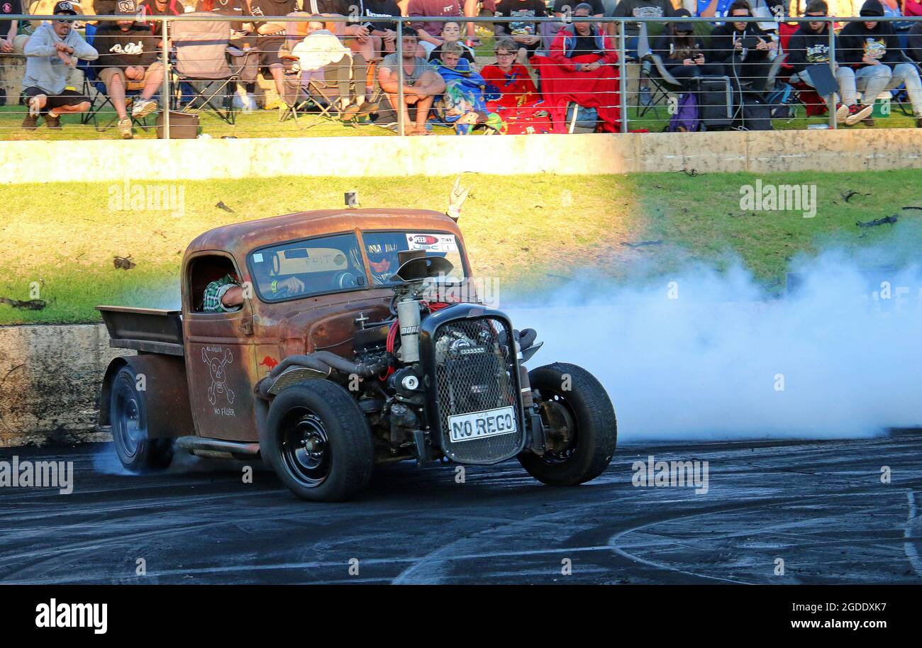 Ultimate Burnout Challenge, Perth Motorplex, Perth, Western Australia ...