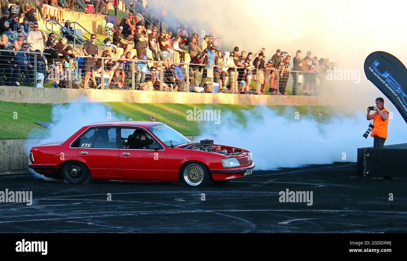 Ultimate Burnout Challenge, Perth Motorplex, Perth, Western Australia ...